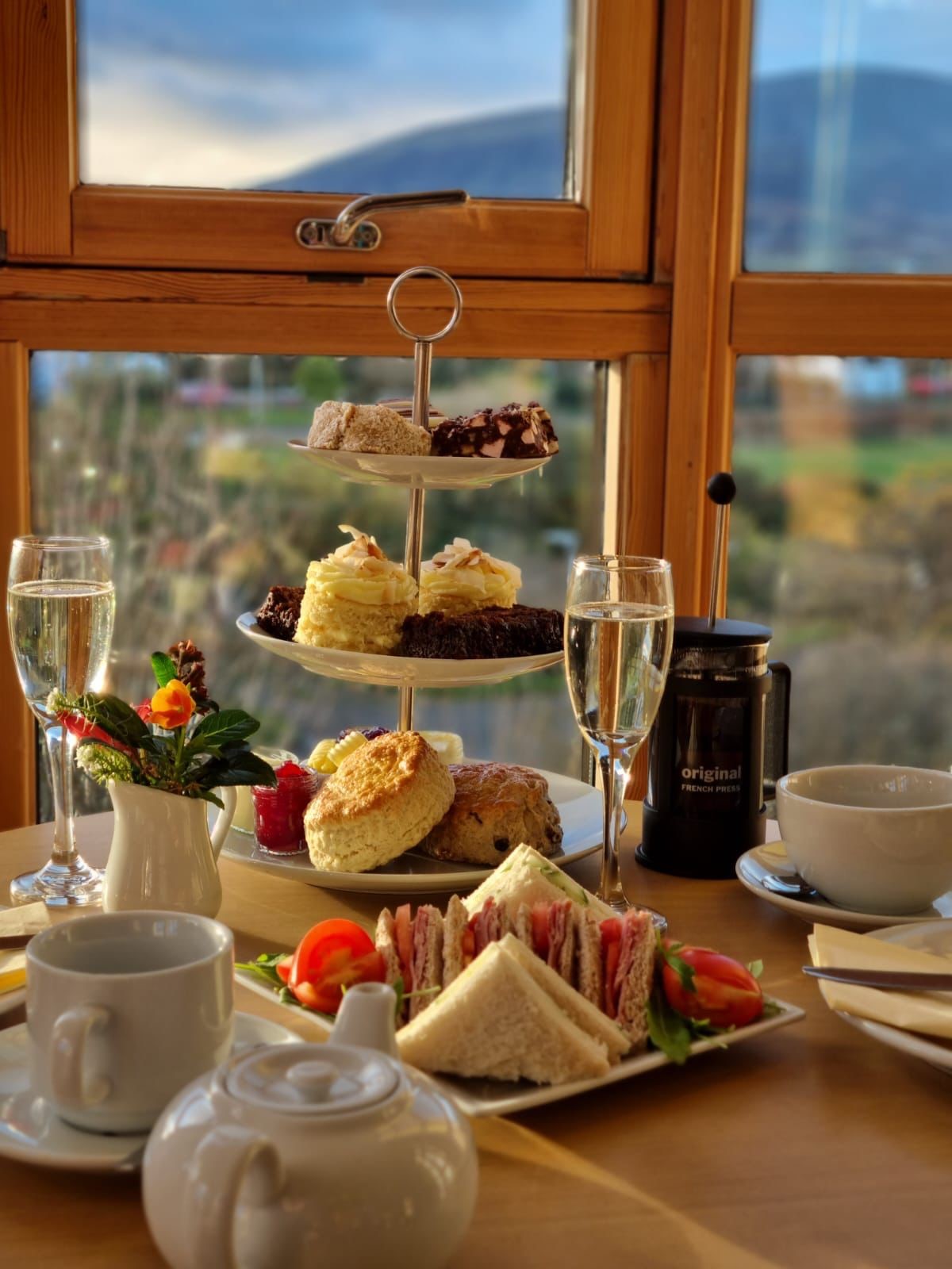 Social Enterprise Cafe - Columba 1400